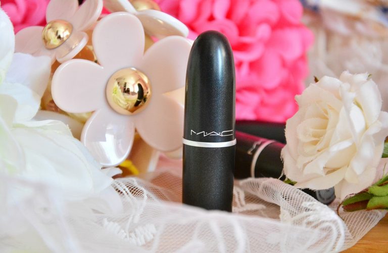 MAC Velvet Teddy Ruj - Meryem'le