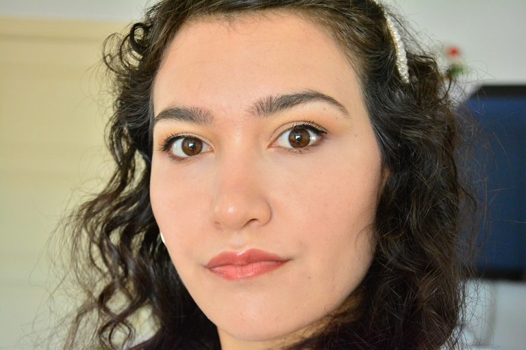 Benefit Gimme Brow Kaş Jeli - Meryem'le